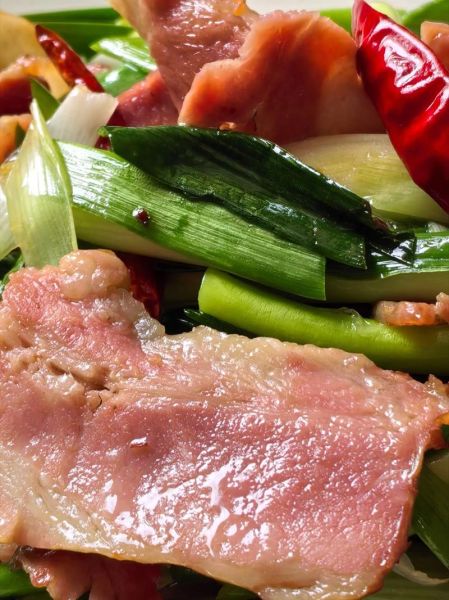 青蒜怎么炒好吃_青蒜的家常做法步骤-第3张图片-山城妙识