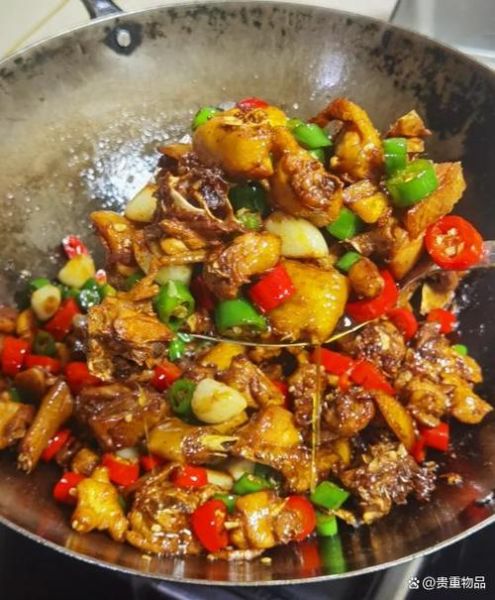 家常炒鸡块怎么炒才嫩_家常炒鸡块用焯水吗-第2张图片-山城妙识