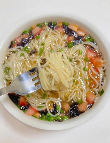 清汤面怎么做好吃_清汤面的做法大全-第1张图片-山城妙识