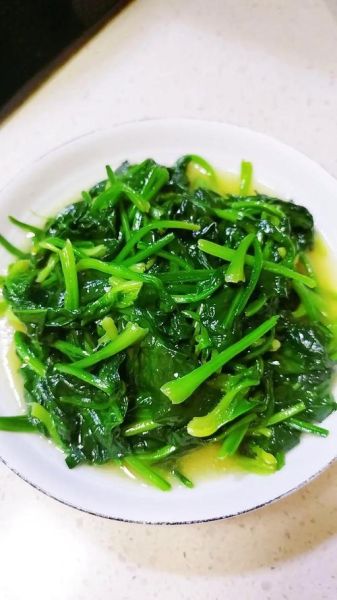 菠菜和什么炒在一起好吃_菠菜炒什么最下饭-第1张图片-山城妙识 菠菜和什么炒在一起好吃_菠菜炒什么最下饭-第1张图片-山城妙识