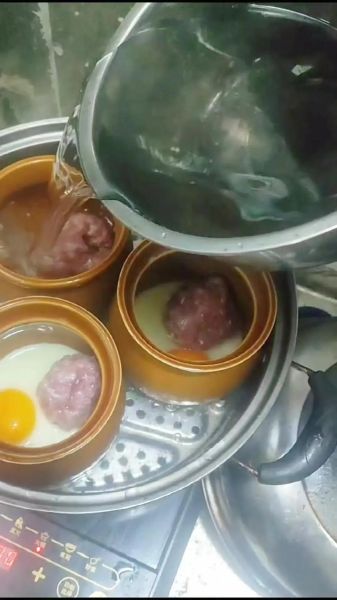 肉饼汤怎么做又嫩又好吃_肉饼汤不柴的秘诀-第1张图片-山城妙识 肉饼汤怎么做又嫩又好吃_肉饼汤不柴的秘诀-第1张图片-山城妙识