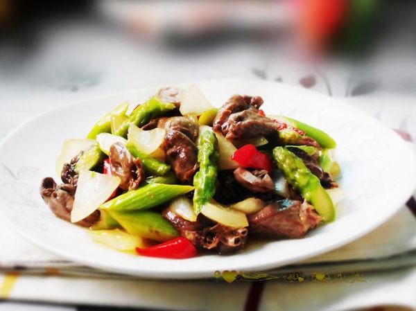 鸡心炒什么蔬菜好吃_鸡心和哪些蔬菜搭配更香-第2张图片-山城妙识 鸡心炒什么蔬菜好吃_鸡心和哪些蔬菜搭配更香-第2张图片-山城妙识