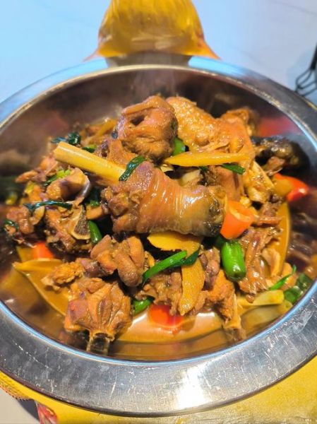 烧鸡公怎么做才入味_烧鸡公用什么鸡最好-第1张图片-山城妙识 烧鸡公怎么做才入味_烧鸡公用什么鸡最好-第1张图片-山城妙识