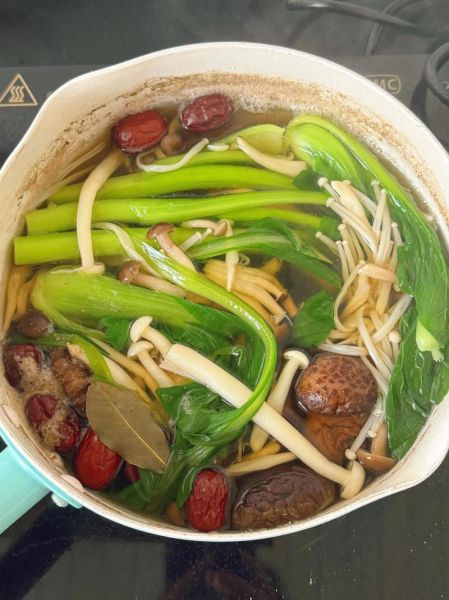 清汤火锅底料怎样做_家庭版零失败做法-第1张图片-山城妙识 清汤火锅底料怎样做_家庭版零失败做法-第1张图片-山城妙识