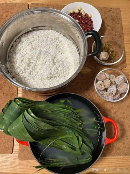 肉粽子的糯米怎么腌_糯米腌制多久入味-第3张图片-山城妙识