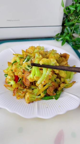 干煸菜花怎么炒好吃窍门_干煸菜花需要焯水吗-第3张图片-山城妙识