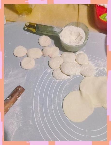 饺子皮怎么做才筋道_饺子皮用什么面粉最好-第3张图片-山城妙识