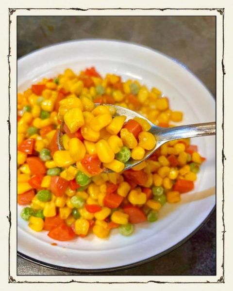 玉米什锦菜怎么做好吃_家常玉米什锦菜做法大全-第1张图片-山城妙识