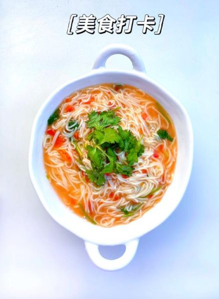 西红柿鸡蛋面怎么做_家常西红柿鸡蛋面做法-第3张图片-山城妙识