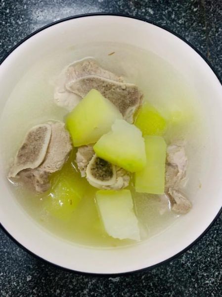 清炖排骨冬瓜汤怎么做_冬瓜汤最简做法-第3张图片-山城妙识