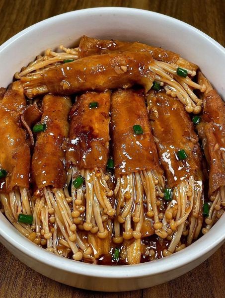 金针菇肥牛怎么做好吃_金针菇肥牛的做法大全-第1张图片-山城妙识