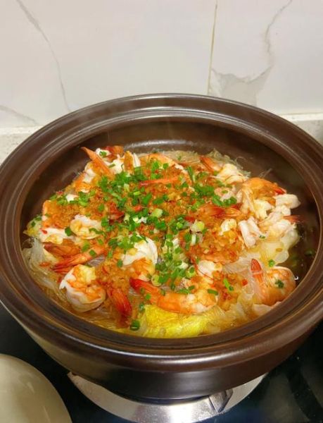 蒜蓉虾仁蒸粉丝怎么做_蒜蓉虾仁蒸粉丝用哪种粉丝-第1张图片-山城妙识