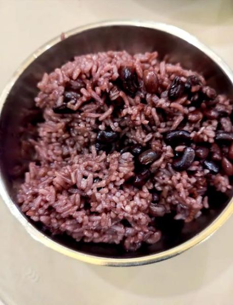 黑米饭的做法_黑米饭怎么煮才软糯-第1张图片-山城妙识