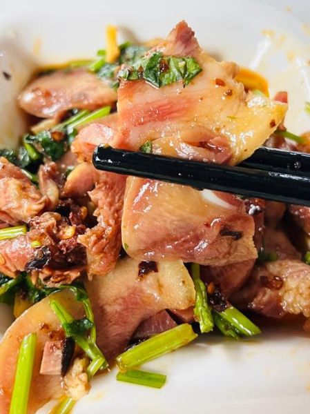 猪头肉怎么凉拌好吃_猪头肉凉拌做法大全-第1张图片-山城妙识