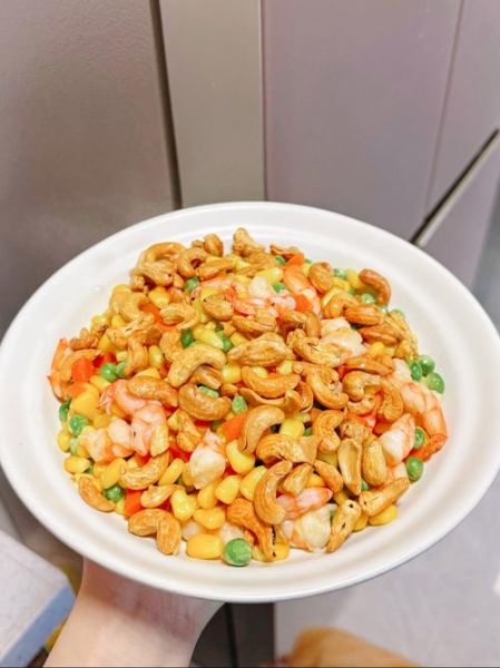 腰果虾仁的营养价值_腰果虾仁吃了会胖吗-第1张图片-山城妙识