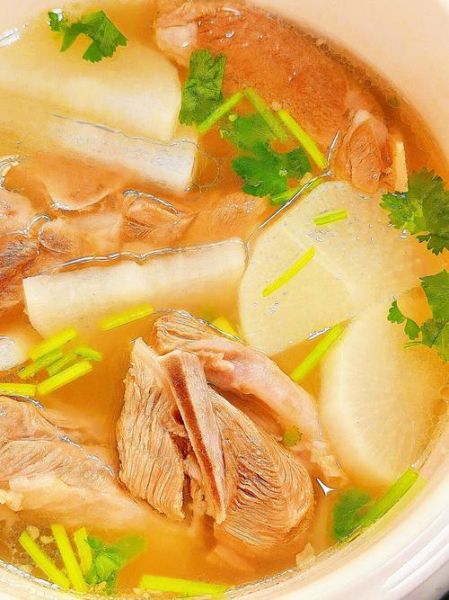 清炖羊肉萝卜怎么做_清炖羊肉萝卜去膻技巧-第3张图片-山城妙识