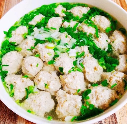 正宗清汤丸子怎么做_为什么汤清味鲜-第1张图片-山城妙识