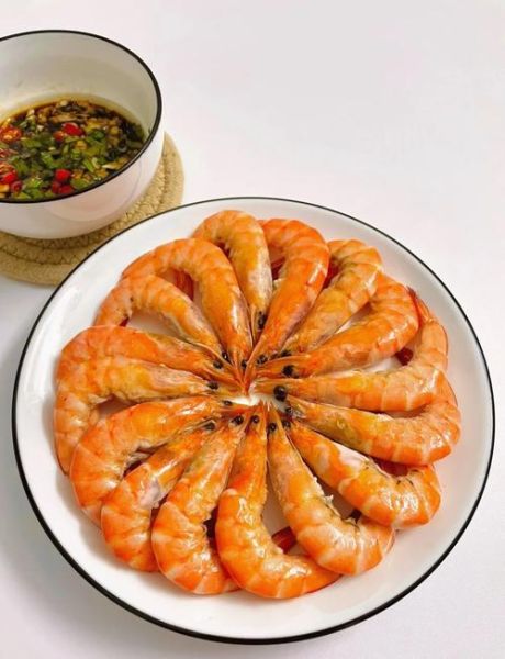 白灼大虾怎么做好吃_白灼虾煮几分钟才鲜嫩-第1张图片-山城妙识 白灼大虾怎么做好吃_白灼虾煮几分钟才鲜嫩-第1张图片-山城妙识