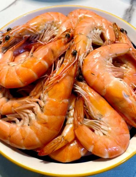 白灼大虾怎么做好吃_白灼虾煮几分钟才鲜嫩-第3张图片-山城妙识 白灼大虾怎么做好吃_白灼虾煮几分钟才鲜嫩-第3张图片-山城妙识