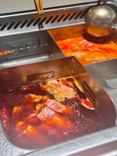 第一次吃海底捞怕尴尬怎么办_海底捞新手必看攻略-第3张图片-山城妙识 第一次吃海底捞怕尴尬怎么办_海底捞新手必看攻略-第3张图片-山城妙识