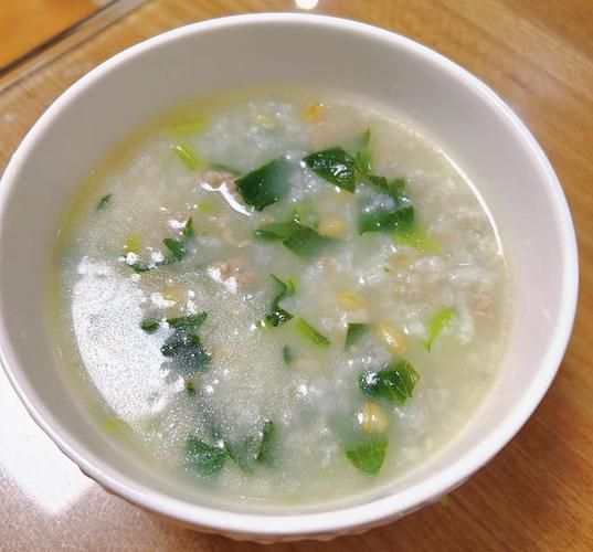 青菜粥什么时候放青菜_青菜粥青菜下锅时间-第1张图片-山城妙识