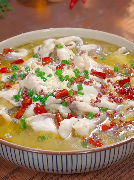 酸菜鱼怎么做才好吃_酸菜鱼简单又好吃的做法-第1张图片-山城妙识