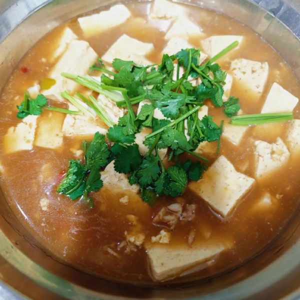 怎样炖豆腐又嫩又好吃_炖豆腐嫩滑不碎的秘诀-第1张图片-山城妙识