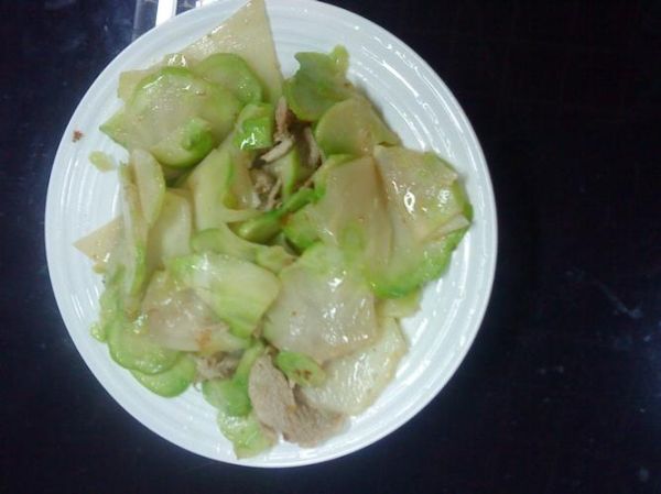 青菜头怎么做好吃_青菜头炒肉的做法-第1张图片-山城妙识