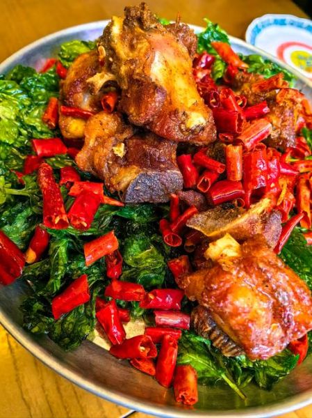 云南十大经典名菜有哪些_云南名菜做法大全-第2张图片-山城妙识 云南十大经典名菜有哪些_云南名菜做法大全-第2张图片-山城妙识