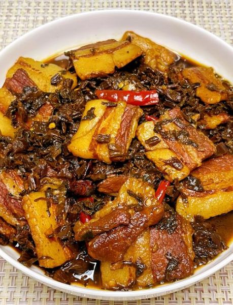 梅干菜炒五花肉怎么做_梅干菜炒五花肉用焯水吗-第2张图片-山城妙识 梅干菜炒五花肉怎么做_梅干菜炒五花肉用焯水吗-第2张图片-山城妙识