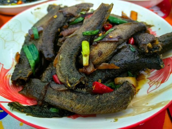 椒盐泥鳅怎么做_椒盐泥鳅家常做法-第3张图片-山城妙识