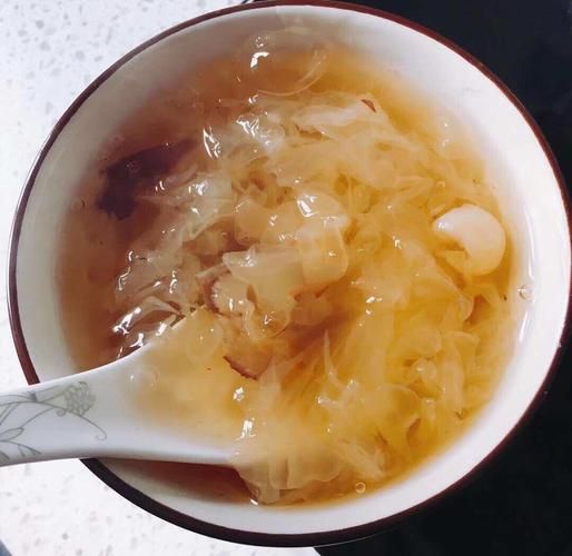 银耳粥怎么煮_银耳粥煮多久才出胶-第2张图片-山城妙识