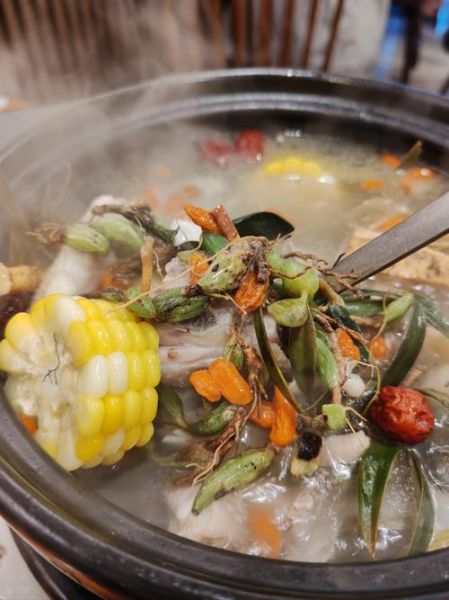 石橄榄炖汤的功效与作用_石橄榄炖汤适合什么人喝-第1张图片-山城妙识