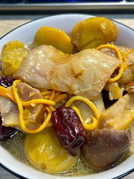 花胶鸡汤的做法_花胶鸡汤的功效-第3张图片-山城妙识 花胶鸡汤的做法_花胶鸡汤的功效-第3张图片-山城妙识