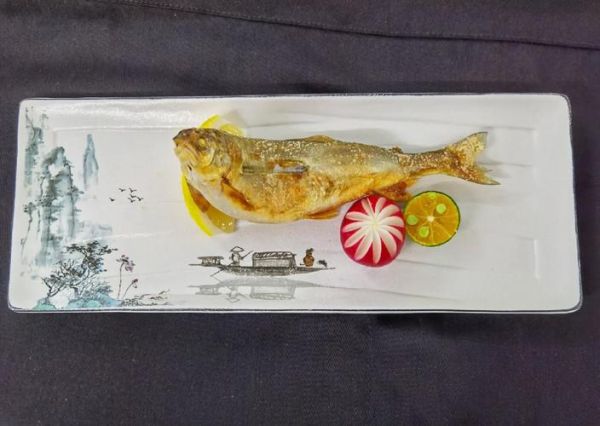 日本香鱼图片_如何分辨真假日本香鱼-第1张图片-山城妙识 日本香鱼图片_如何分辨真假日本香鱼-第1张图片-山城妙识