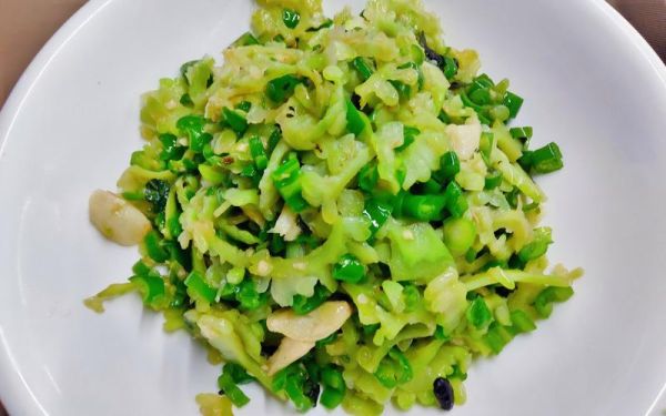 苦瓜怎么炒才不苦_苦瓜去苦技巧-第2张图片-山城妙识