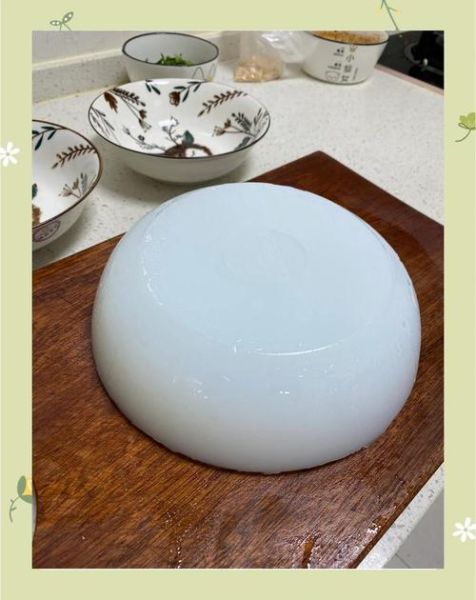 澄粉凉粉怎么做_澄粉凉粉不裂的窍门-第1张图片-山城妙识