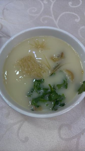 鱼翅骨的功效与作用_鱼翅骨怎么炖汤最好喝-第3张图片-山城妙识