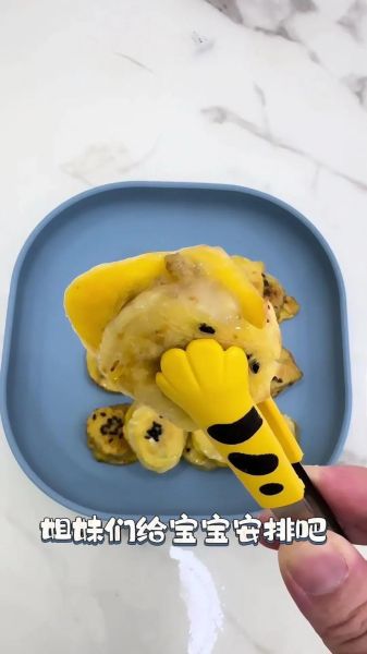 香蕉和面粉怎样做饼_香蕉面粉饼简单做法-第1张图片-山城妙识