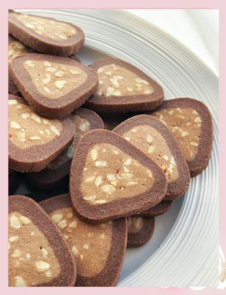 巧克力饼干怎么做_巧克力饼干需要哪些材料-第2张图片-山城妙识