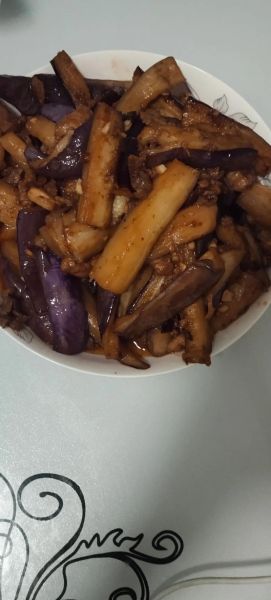 红烧茄子怎么做_红烧茄子咋做好吃-第1张图片-山城妙识