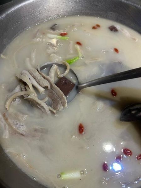 羊肉汤怎么做不上火_不上火的羊肉汤做法-第3张图片-山城妙识