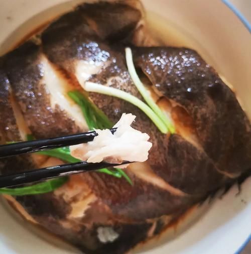 清蒸鲽鱼怎么做_清蒸鲽鱼蒸几分钟-第3张图片-山城妙识