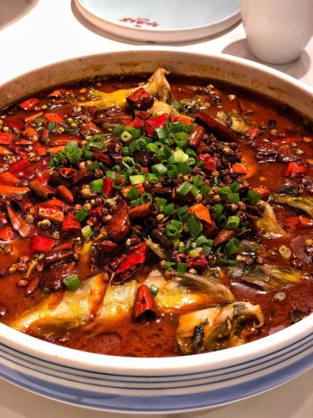 红烧黄辣丁怎么做_红烧黄辣丁需要焯水吗-第1张图片-山城妙识