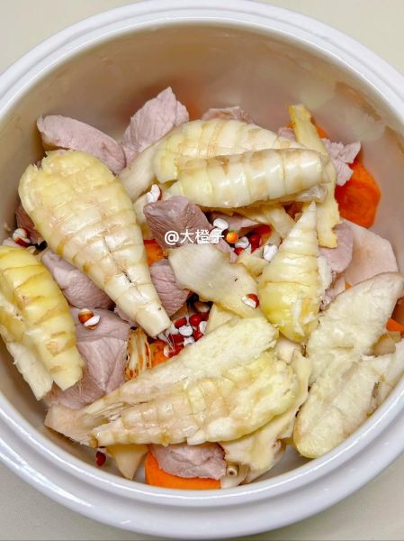 粉葛搭配什么煲汤去湿_粉葛祛湿汤最佳配方-第3张图片-山城妙识 粉葛搭配什么煲汤去湿_粉葛祛湿汤最佳配方-第3张图片-山城妙识