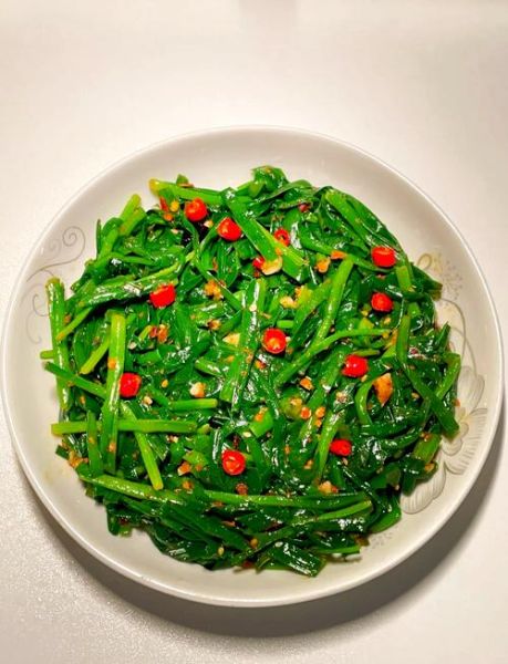 韭菜怎么做好吃_韭菜做法大全视频-第1张图片-山城妙识