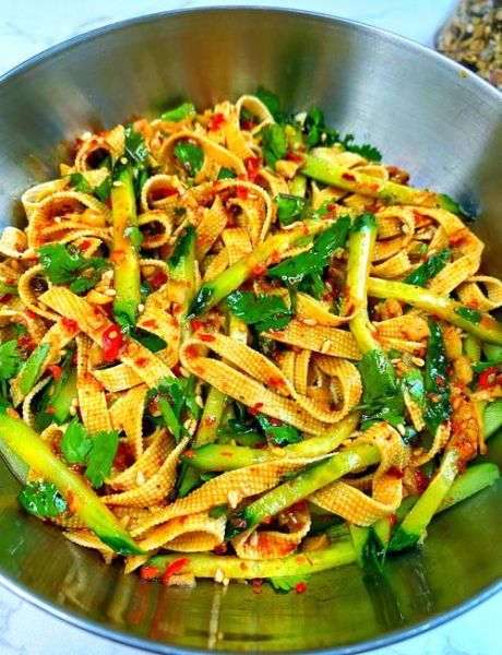 家常豆腐皮怎么做_豆腐皮怎么炒才好吃-第3张图片-山城妙识