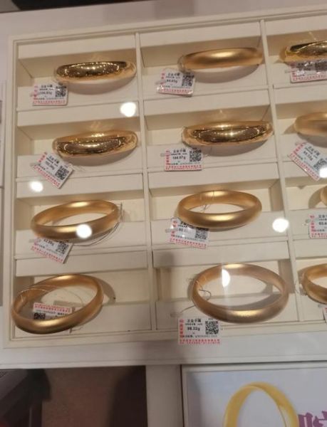 北京菜市口百货商场营业时间_菜百黄金首饰怎么买-第2张图片-山城妙识