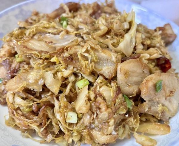 酸菜炒五花肉怎么做_酸菜炒五花肉的家常做法-第2张图片-山城妙识 酸菜炒五花肉怎么做_酸菜炒五花肉的家常做法-第2张图片-山城妙识