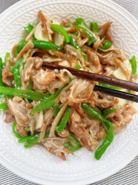 金针菇炒肉丝怎么做好吃_金针菇炒肉丝的窍门-第1张图片-山城妙识
